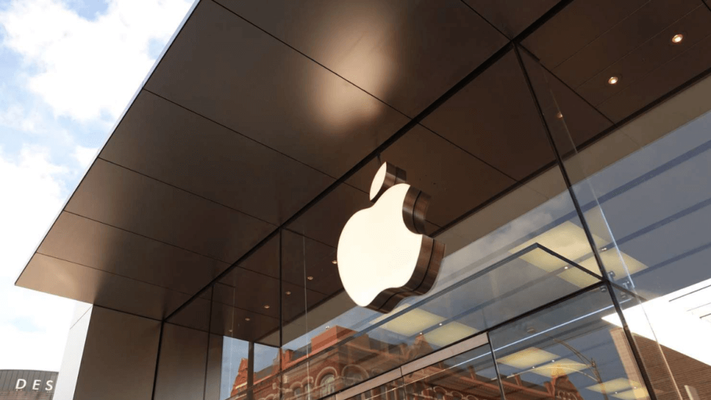 Apple outsources AI core, commits $600Bn to U.S. chip manufacturing ...